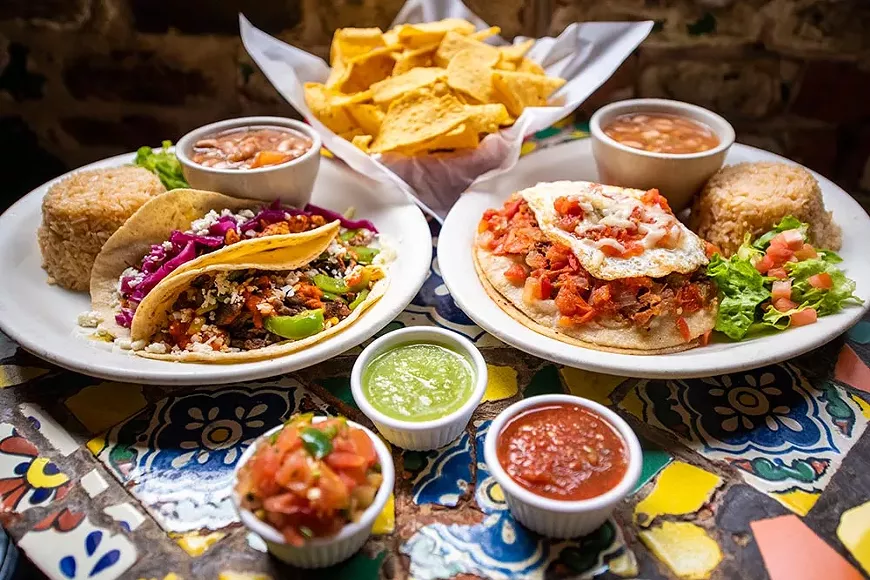Guero's Taco Bar | South Congress and South First | Live Music, Tex-Mex ...